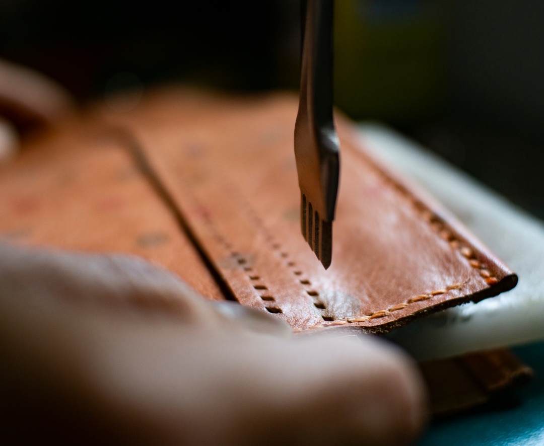 Leather Care Guide | VAVCRAFT